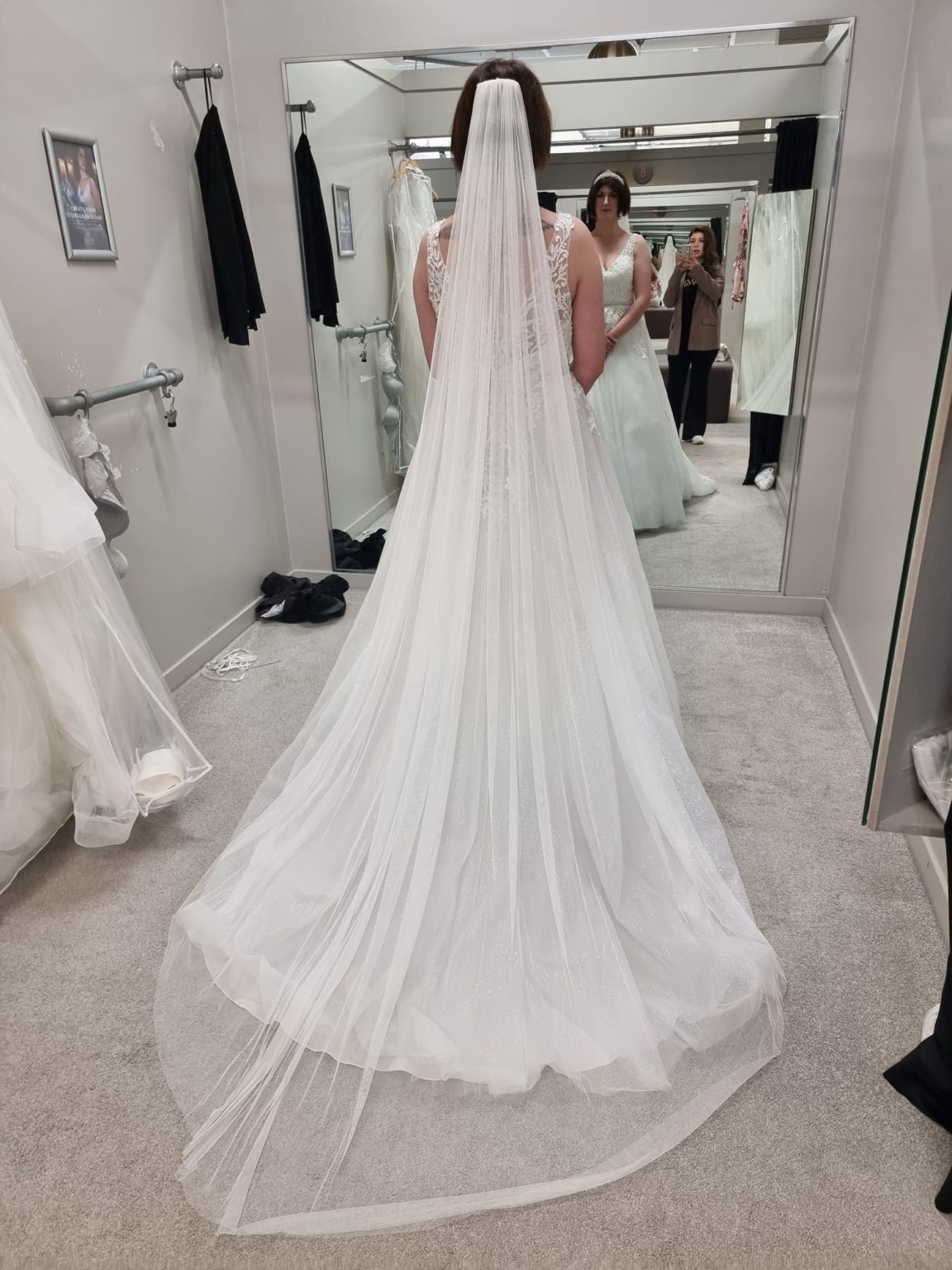 Buy Second Hand Wedding Dress UK | Sell Wedding Dress | White Dress UK